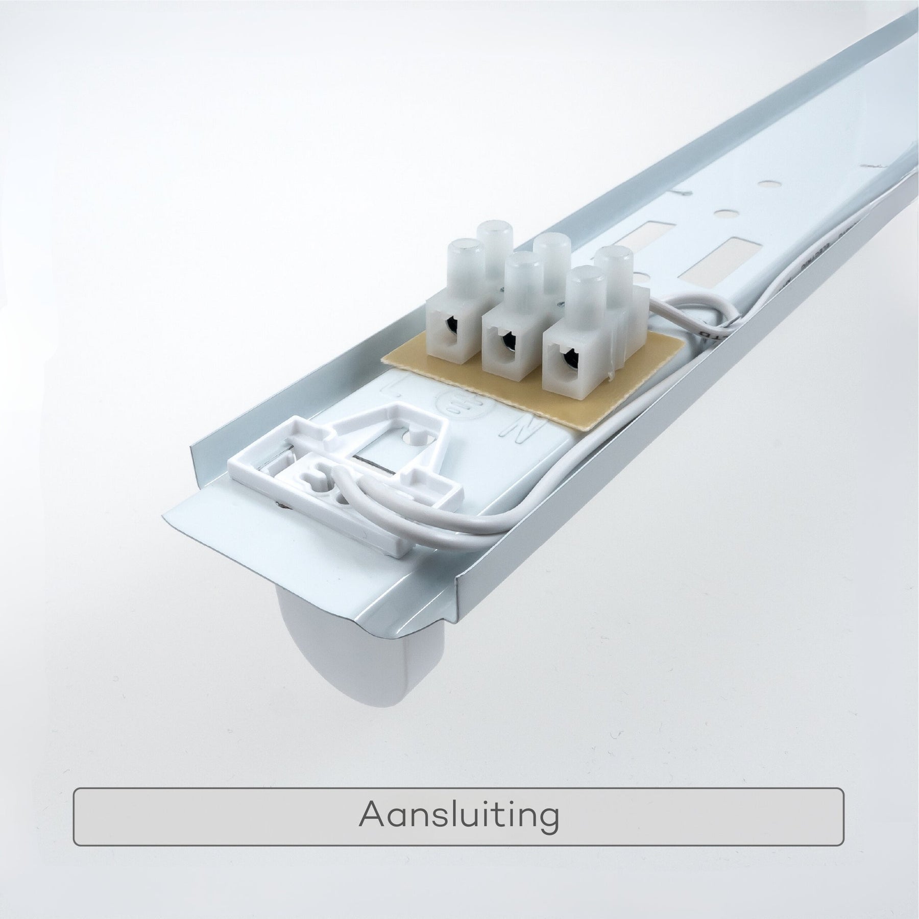 Complete LED TL armatuur 60 cm met sensor kopen? - LED.nl